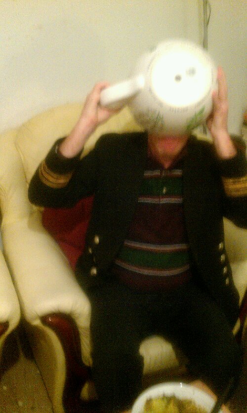 Gimme more tea | Brace Yourself!